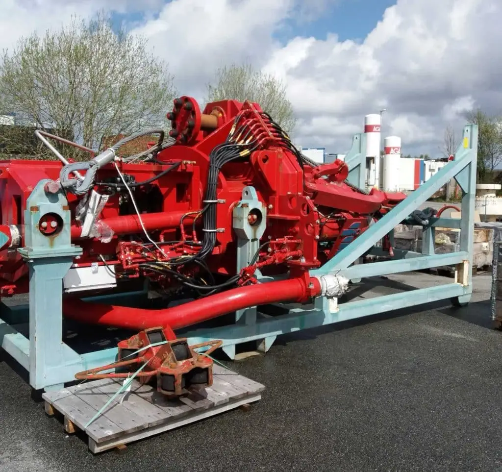 750 Ton MHWirth MH AS Top Drive DDM-750-AC with fixed Dolly - Oil The ...