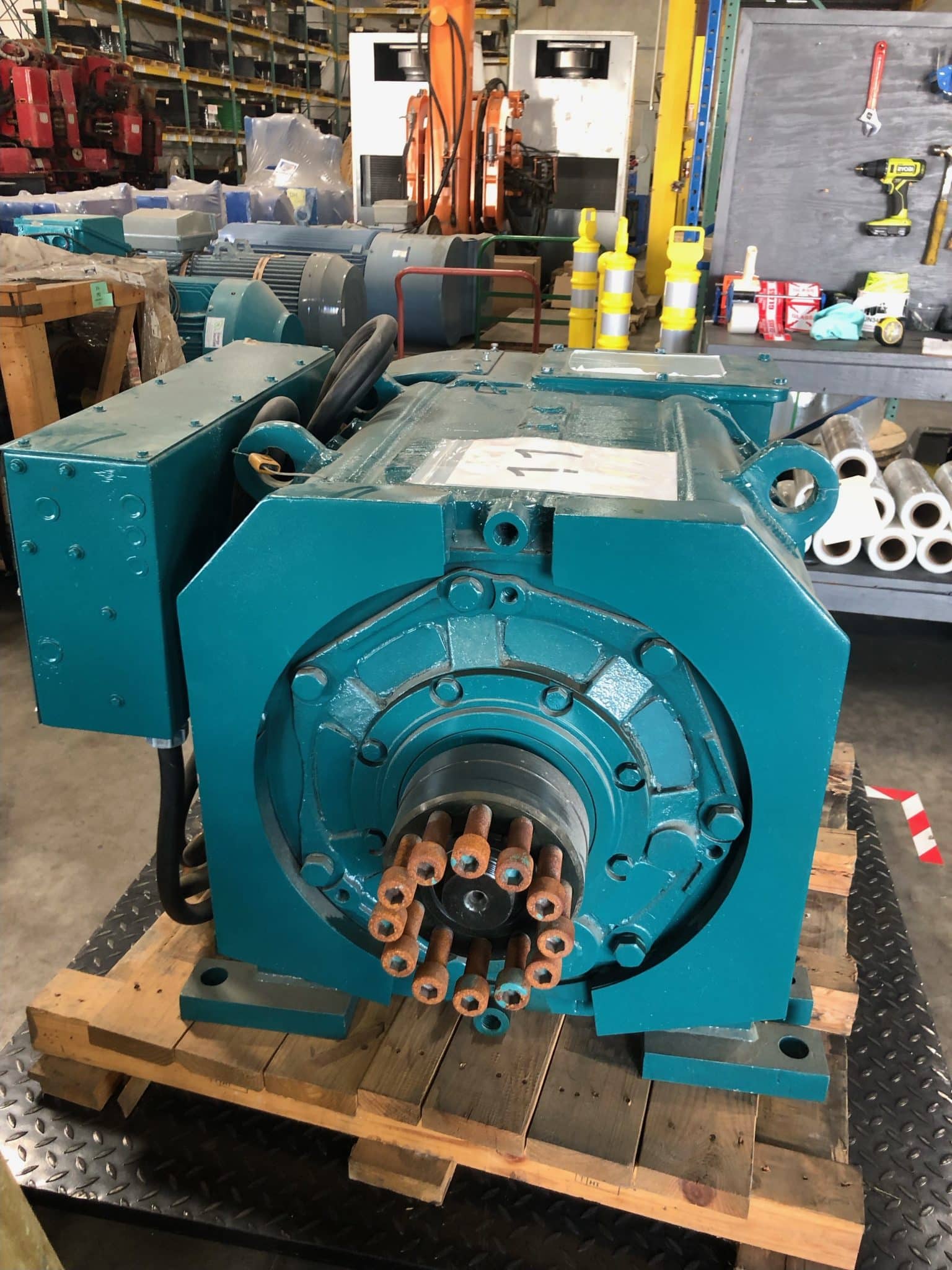 Traction Motors - Oil The Woodlands Group | Equipment