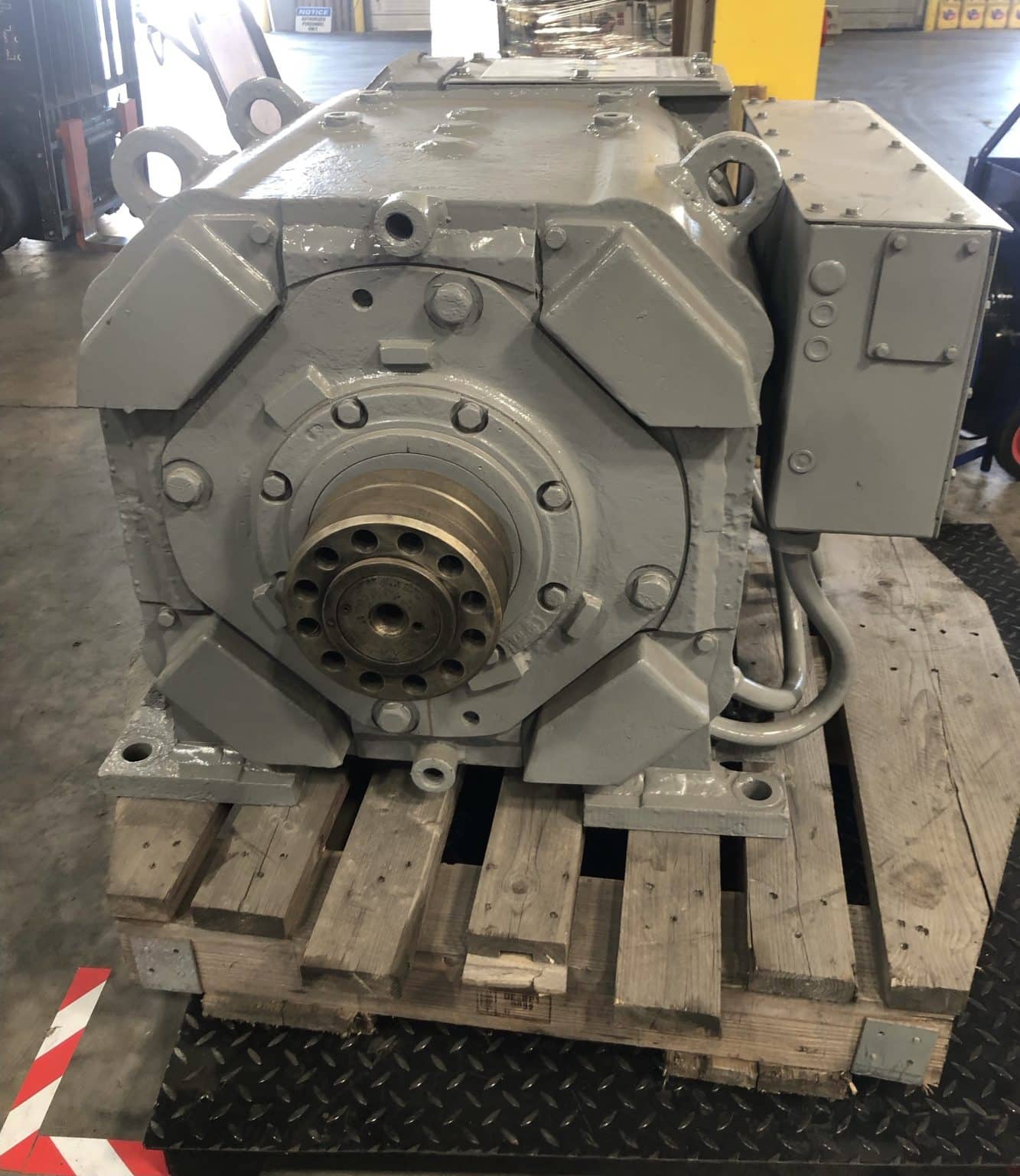 Traction Motors - Oil The Woodlands Group | Equipment